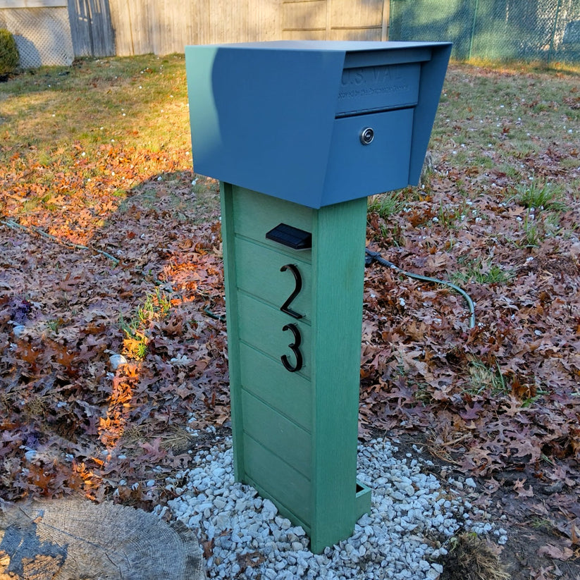 Modern Classic Succulent Resysta Composite Mailbox (Locking) | Dream Mailboxes