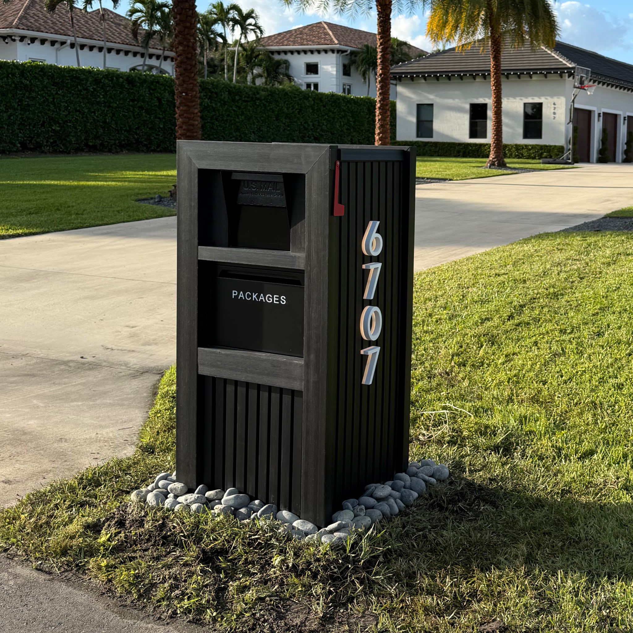 VaultBox Elite Package Mailbox (LED Backlit) | Dream Mailboxes
