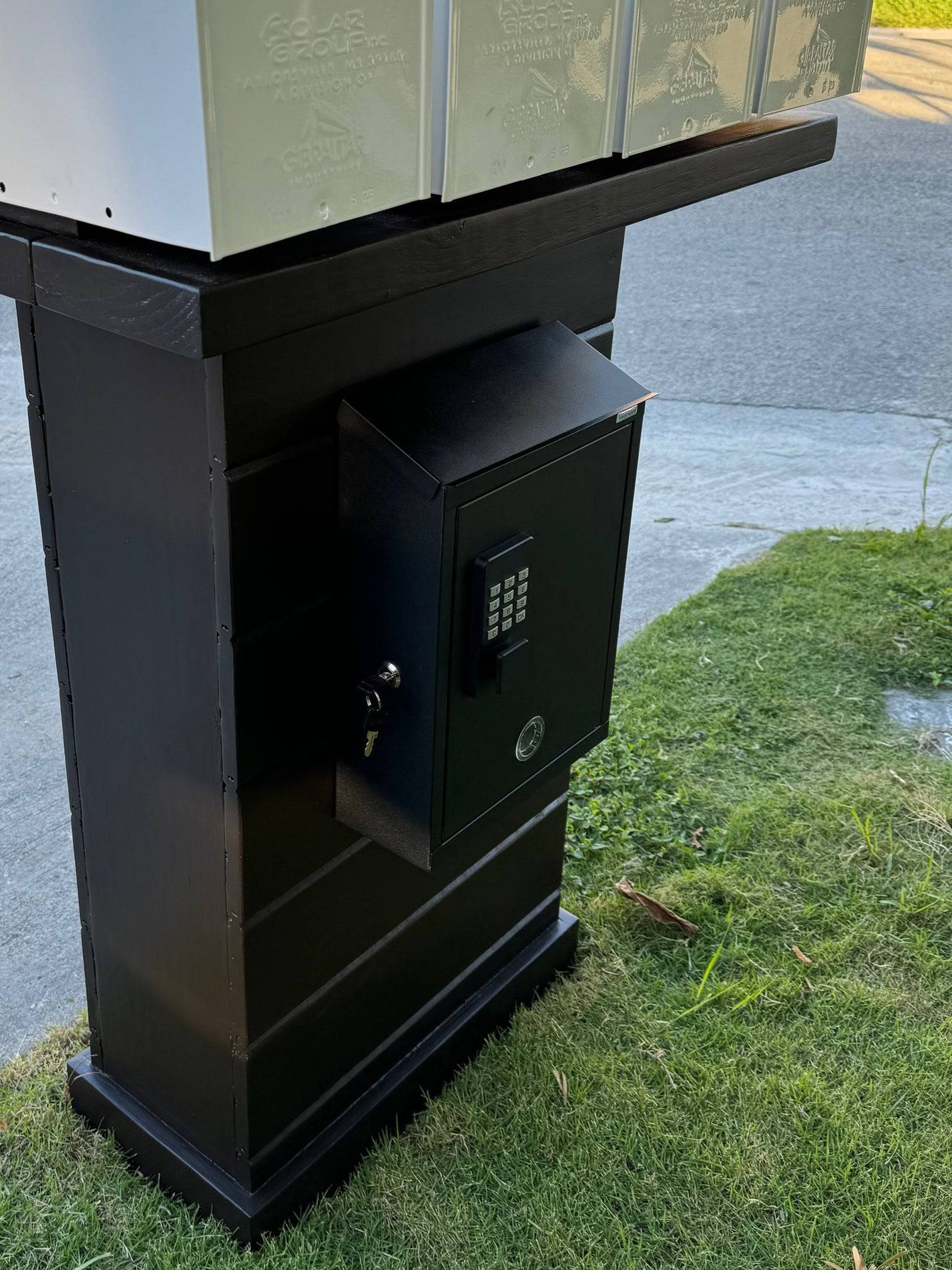 QuadLuxe Mailbox | Dream Mailboxes