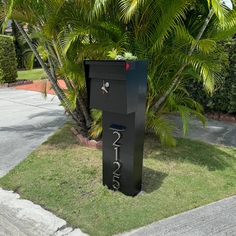 Locking Mailboxes | Dream Mailboxes
